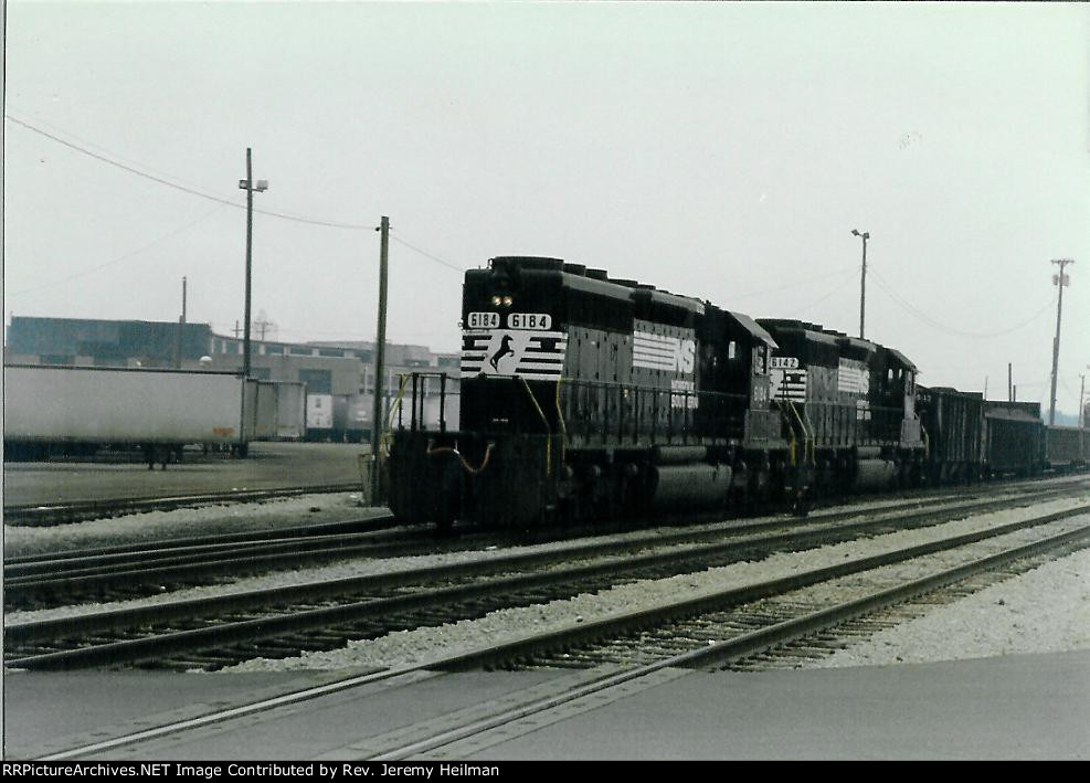 NS 6184 & 6142